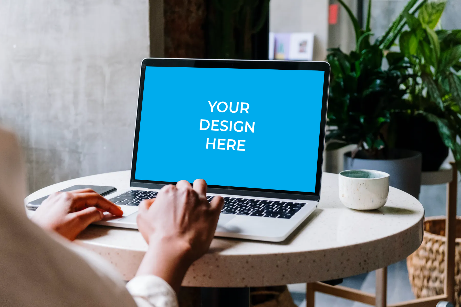 Crea fabulosos mockups de producto de manera fácil y en línea ...